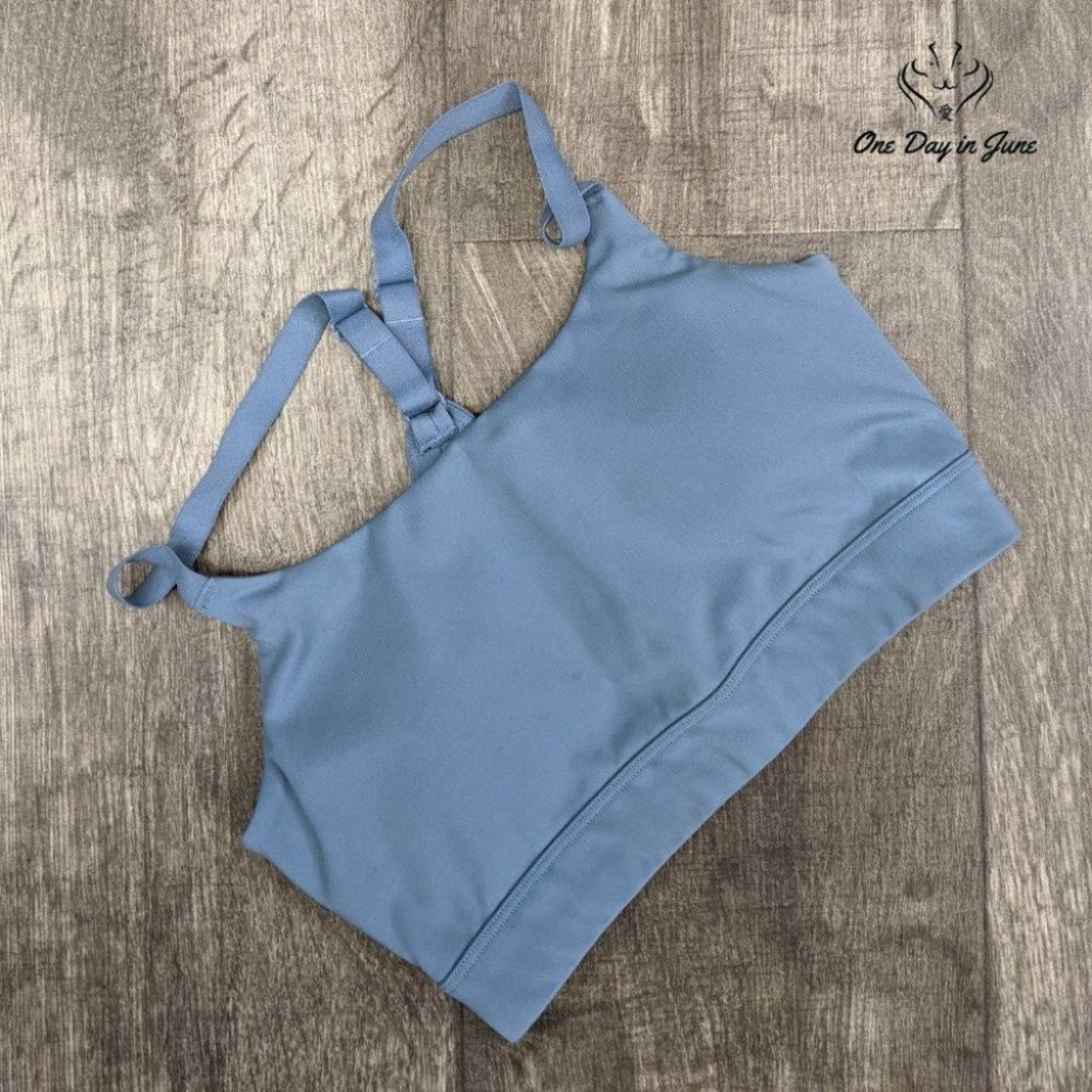 Core 10 Adjustable Strap Sports Bra – One Day In June